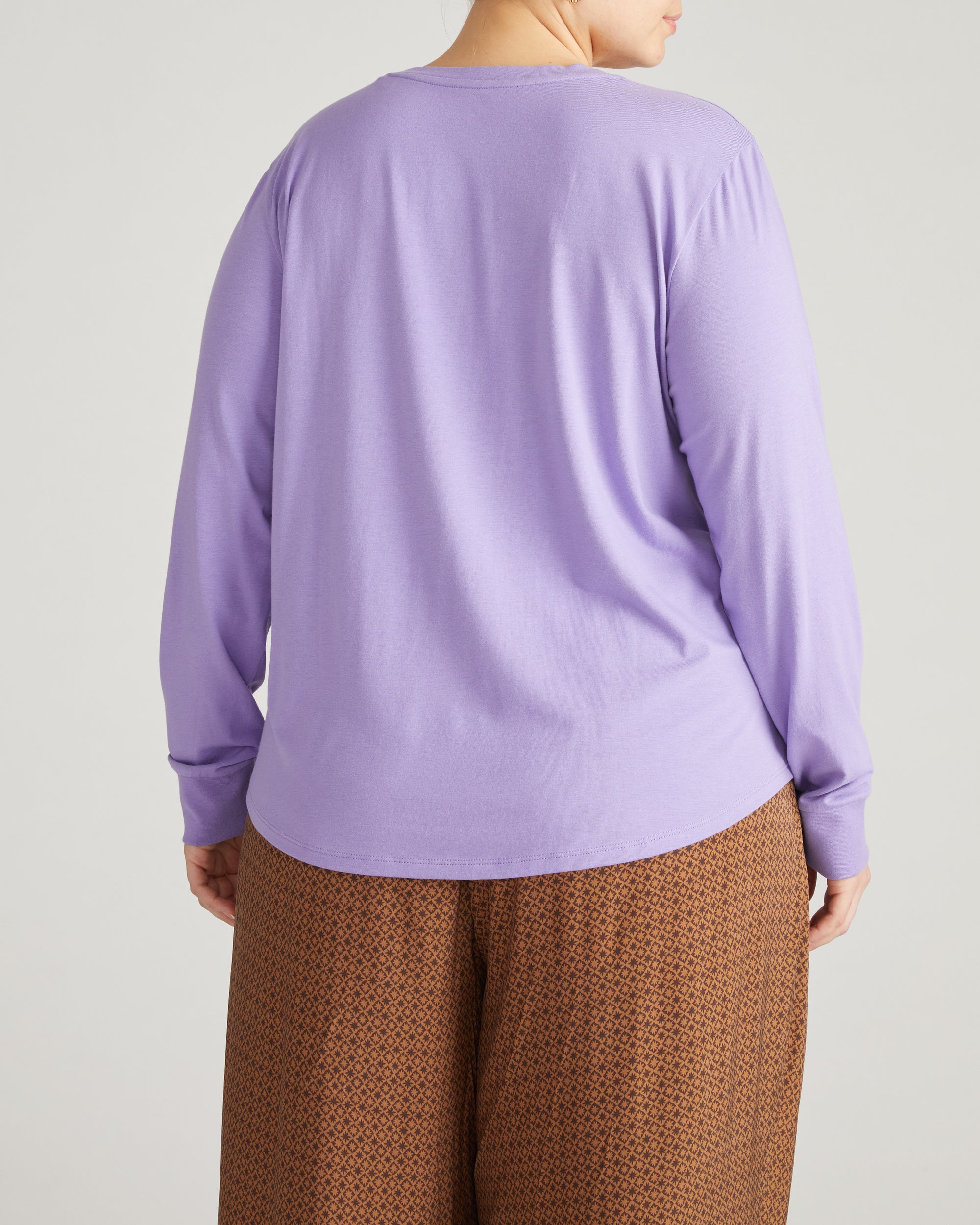 Long Sleeve V Rex - Purple Posey – Universal Standard