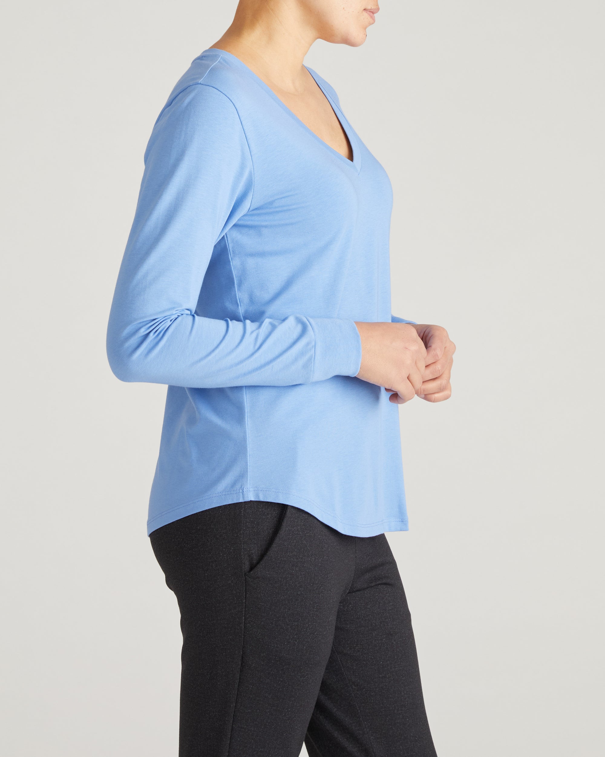 Long Sleeve V Rex - Seaside Blue – Universal Standard